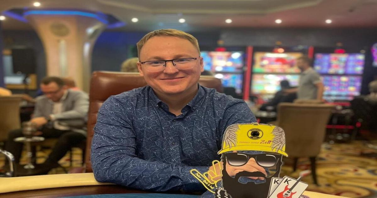 Voodoosh выиграл турнир по покеру для стримеров и комиков с призовым 1 млн рублей. В нем ...